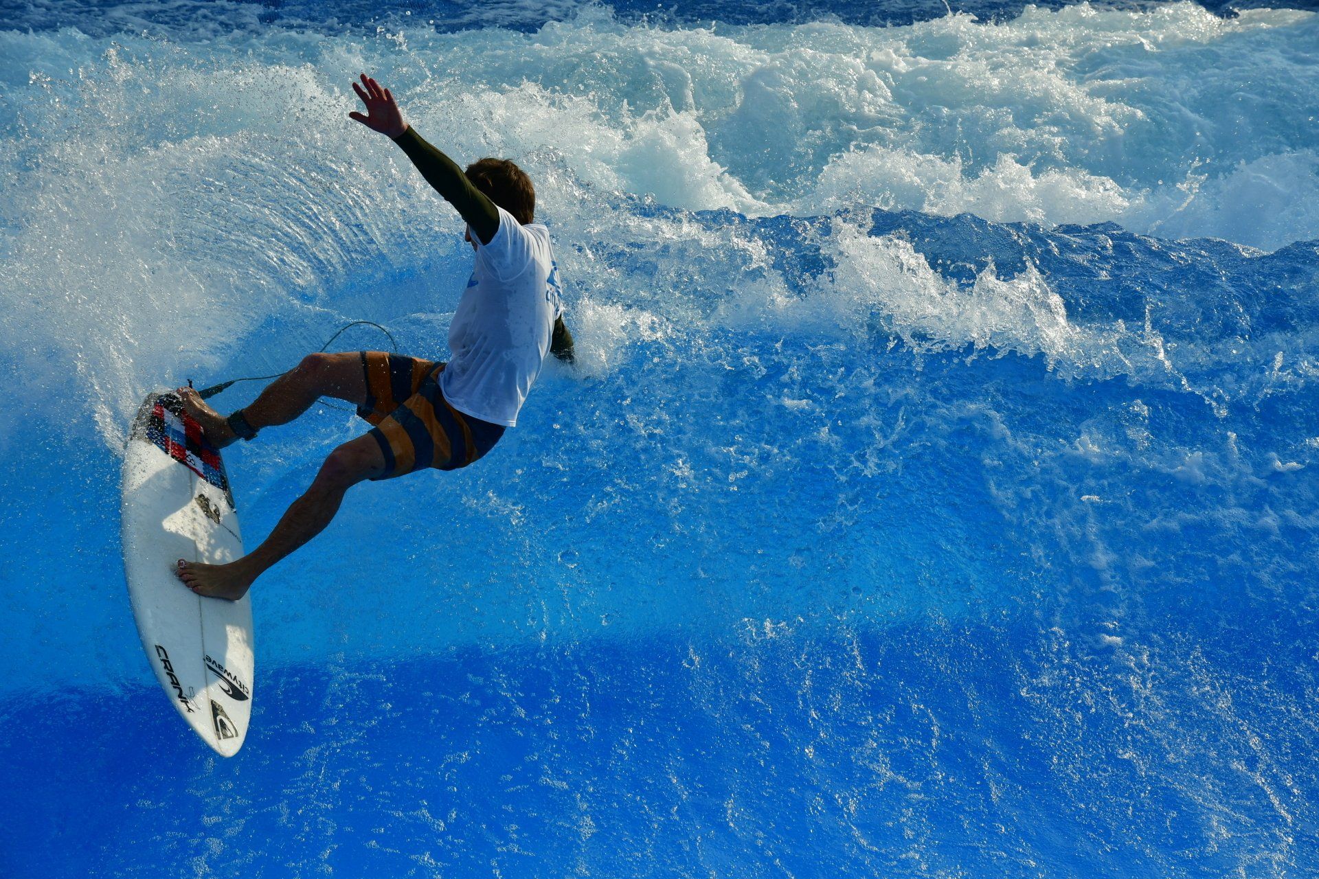 Lakeside Surf General Information