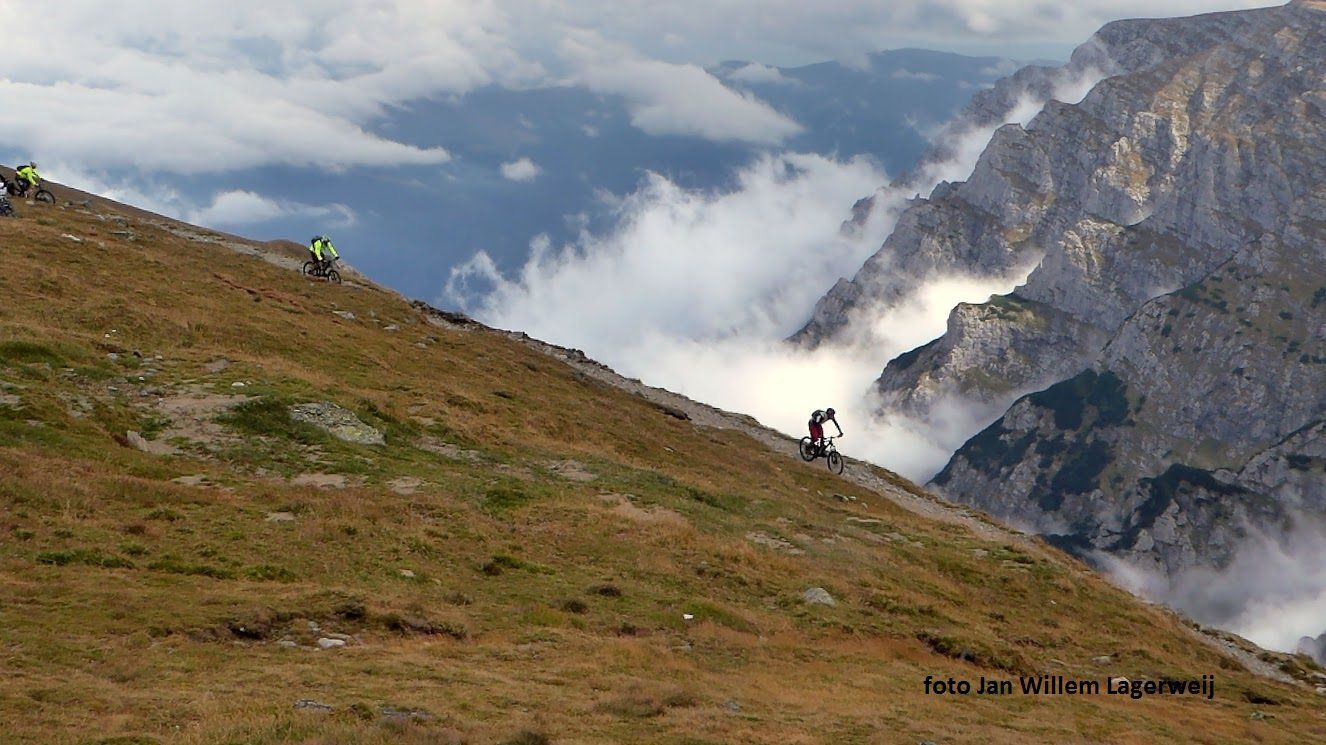 Carpathians / Transylvanian Alps | Romania | Mountain bike trips ...