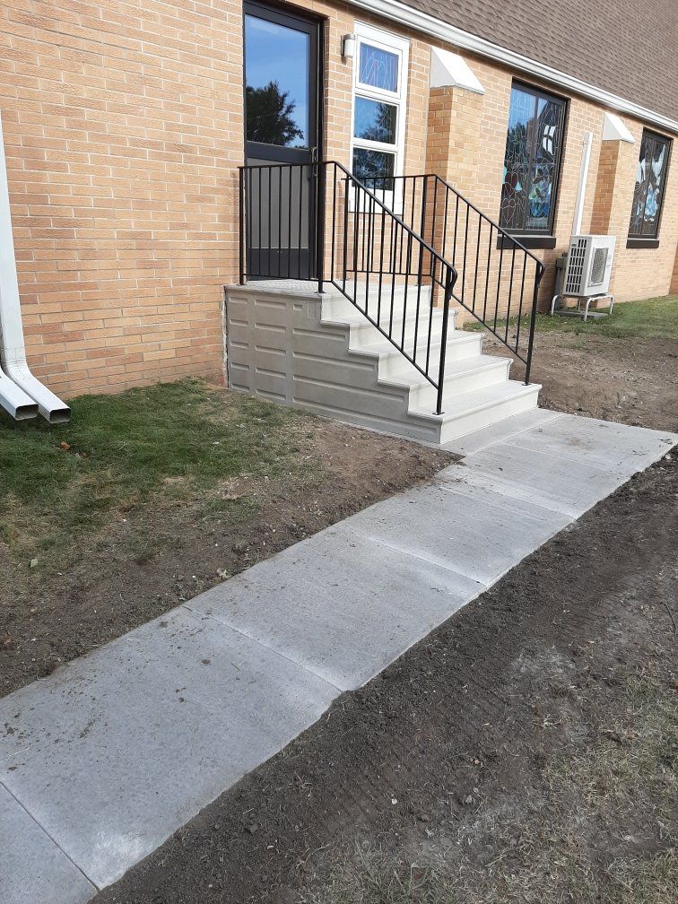 Precast Concrete Step Pads