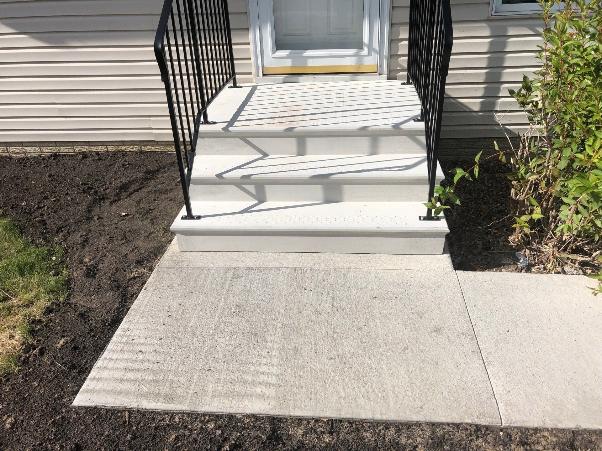 Precast Concrete Step Pads