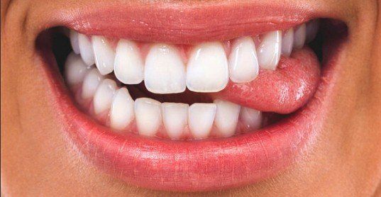 Primeiros sintomas do câncer de língua