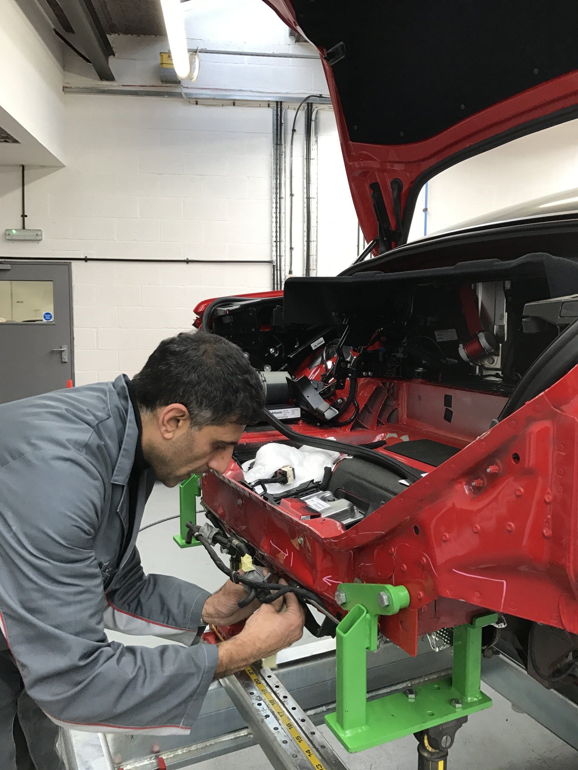Ferrari Repair Specialists - Individual Specialist Cars, Birmingham