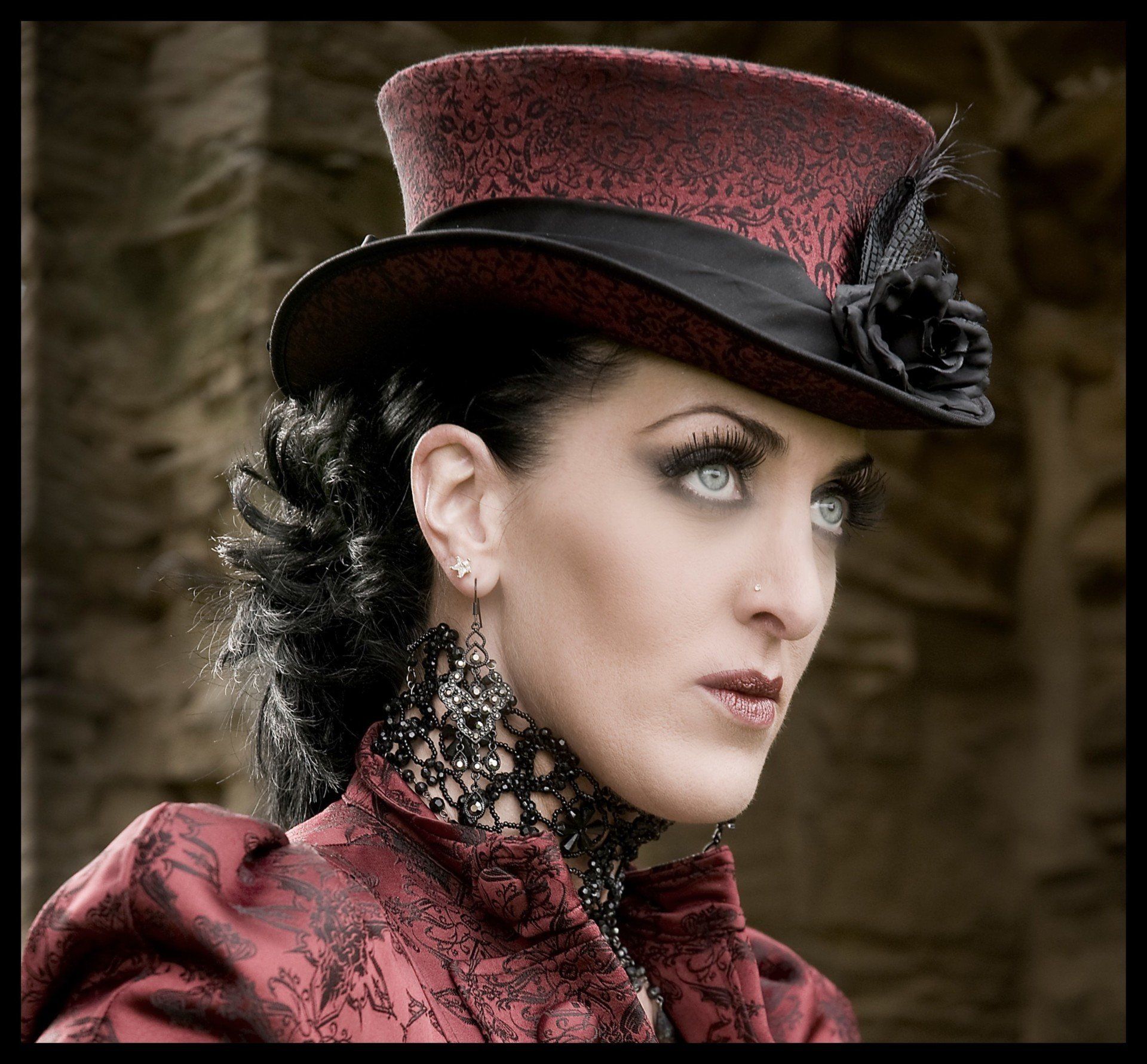 Contact Us | The Velvet Burlesque™
