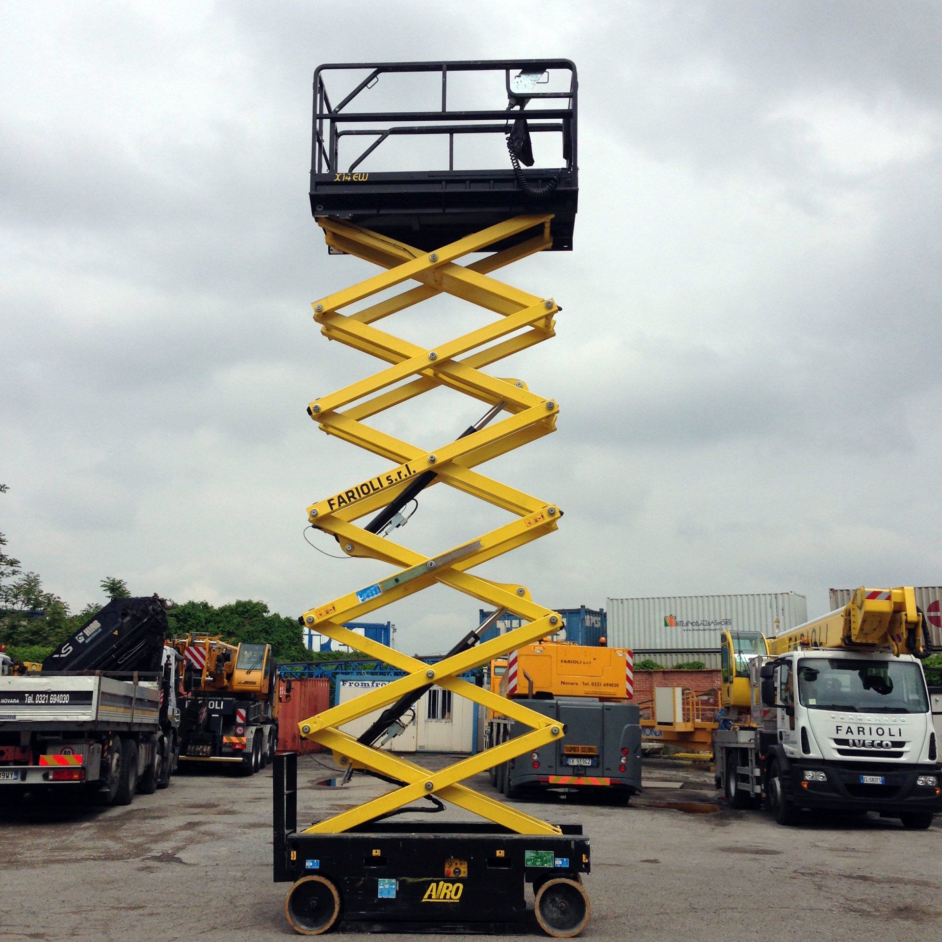 Piattaforme aeree semoventi e autocarrate | Novara | Farioli