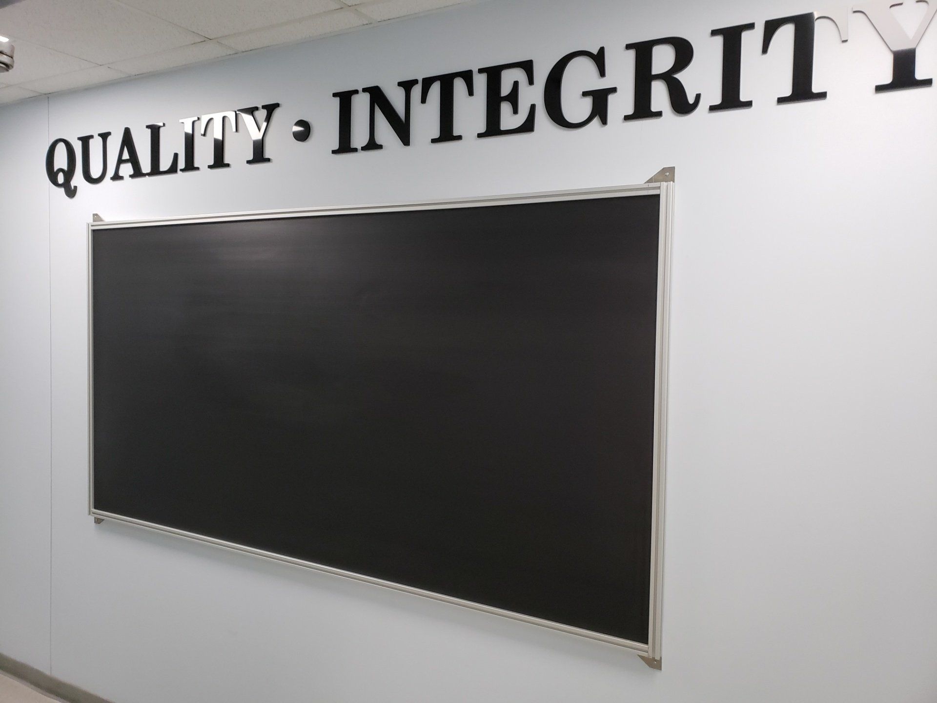 Plastic Molded Letters - Custom Signs & Graphics