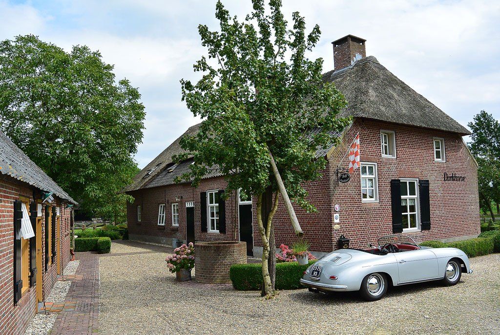 Mitra Oirschot | Hans & Hans