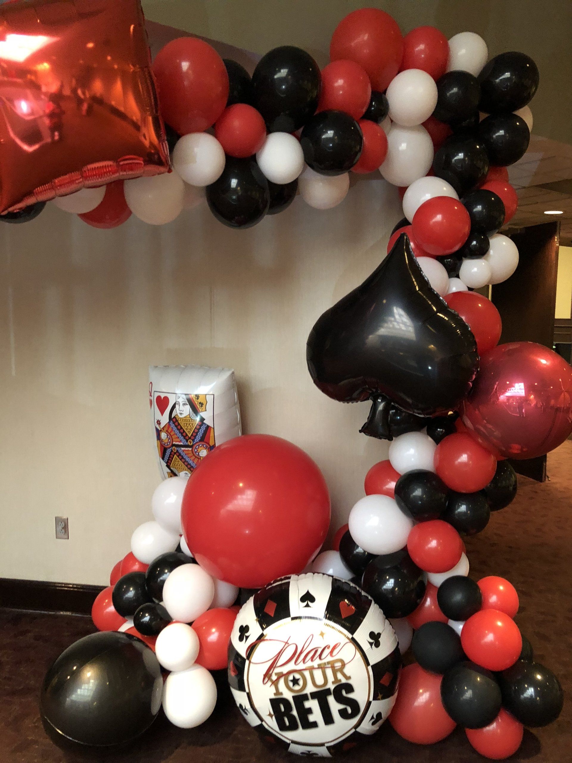 Balloon Decor (Arches, Columns, Centerpieces & More) | Party Divas