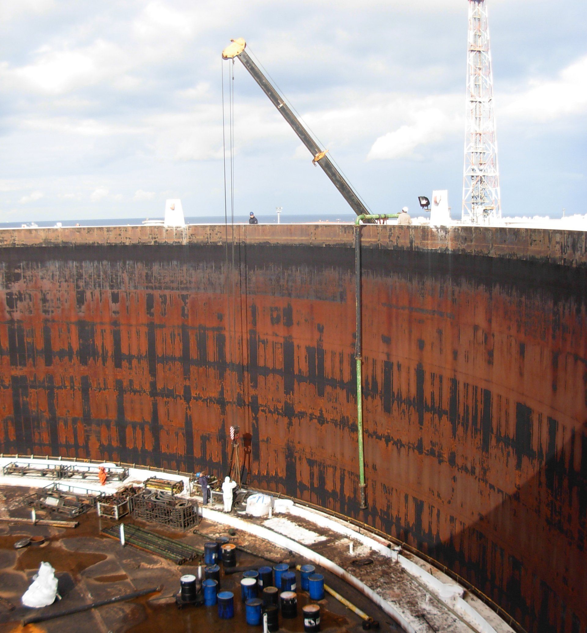 Crude Oil Washing tanks | Villarosa, EN | Ecosys