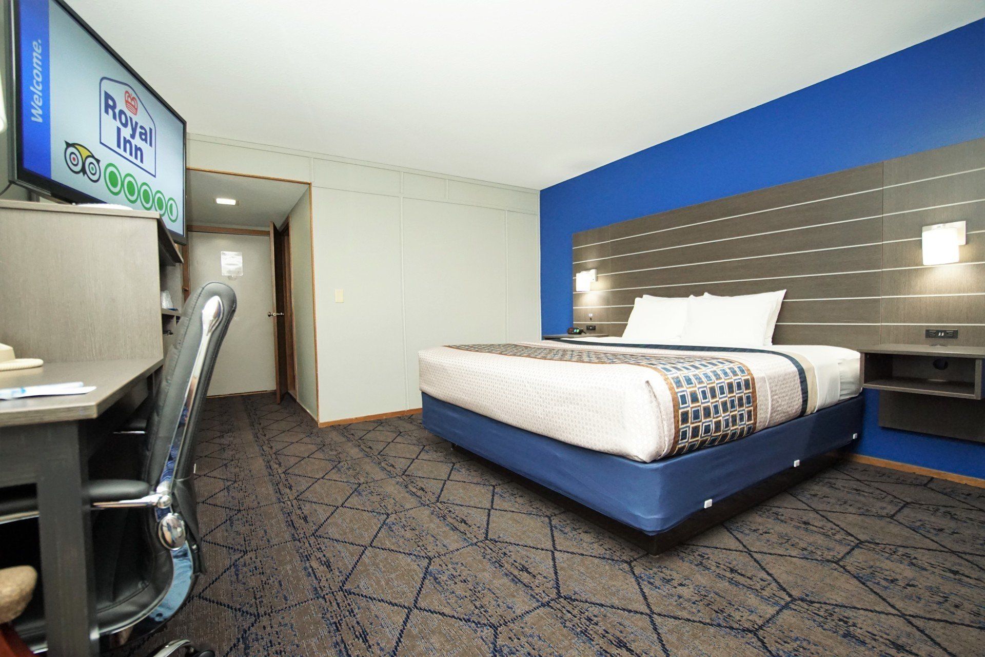 Royal Inn - Hudson | 4.5/5 Rated Motel Hudson’s #1 Outdoor Motel