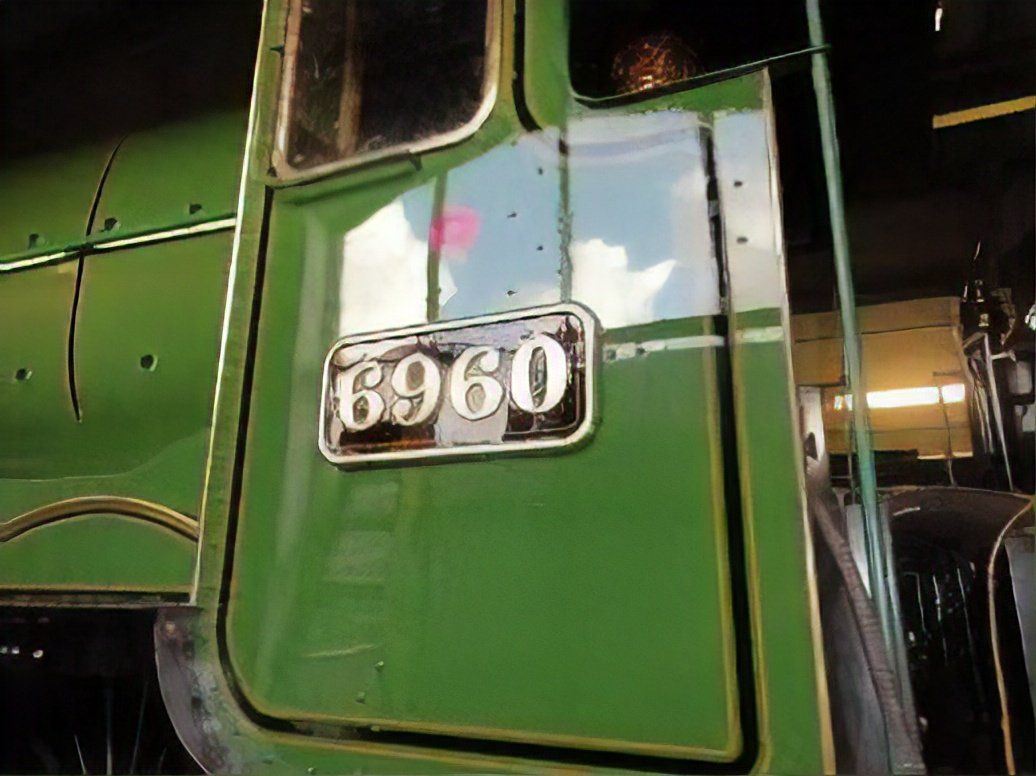 Traditional Coach Painting