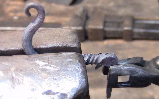 Blacksmithing Project Tutorial-Lesson 1: Ram's Head