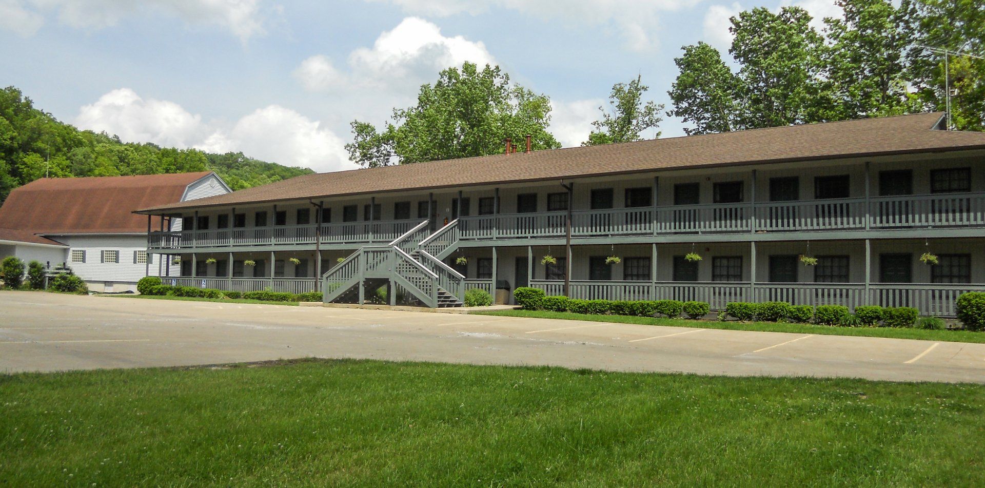 Higher Ground Retreat Center Facilities | West Harrison IN