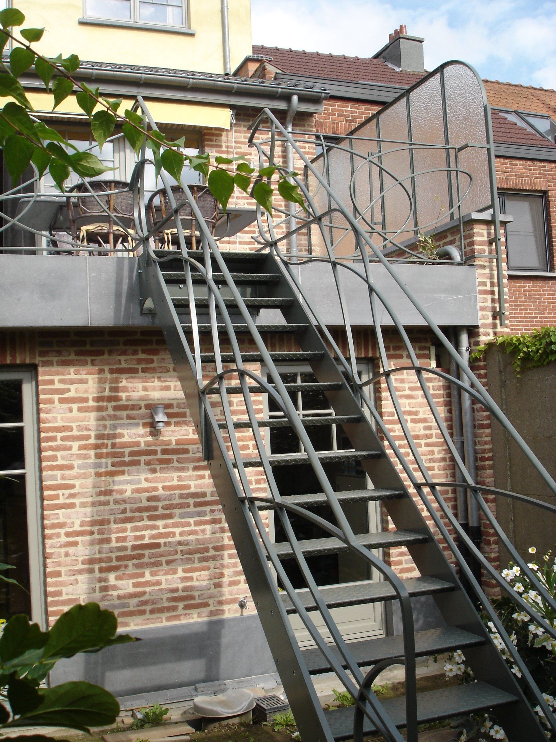 Artisan du métal - construction d'escalier en fer sur mesure
