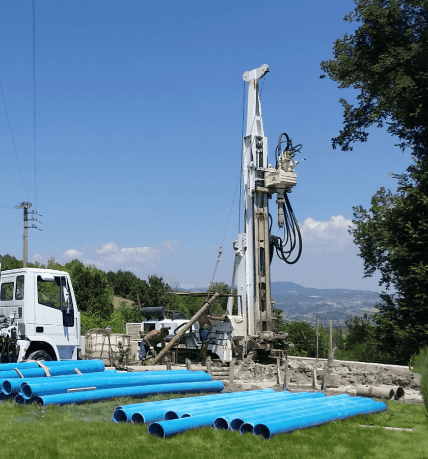 TRIVELPOZZI MERCURI | trivellazione pozzi, palificazioni, pompe, etc..
