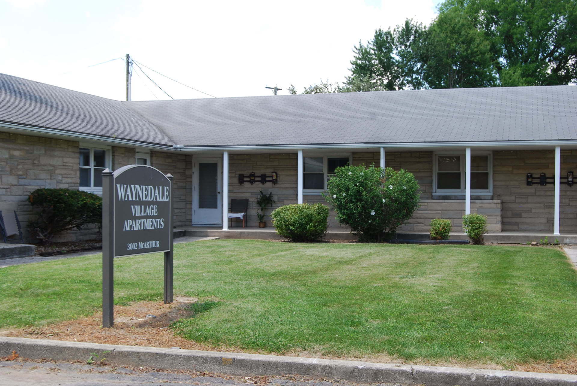 Waynedale Village Apartments - Bohouse
